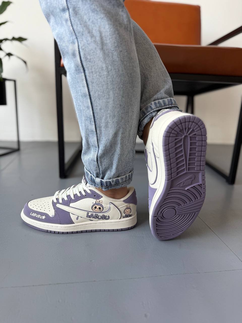 Кроссовки Nike Air Jordan 1 low Travis Scott x Labubu Violet